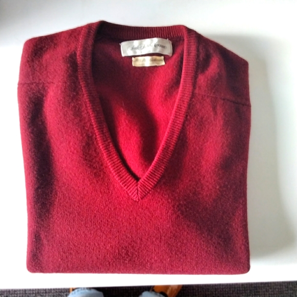 Saks Fifth Avenue | Sweaters | Sacks Fifth Avenue Red Cashmere Sweater ...